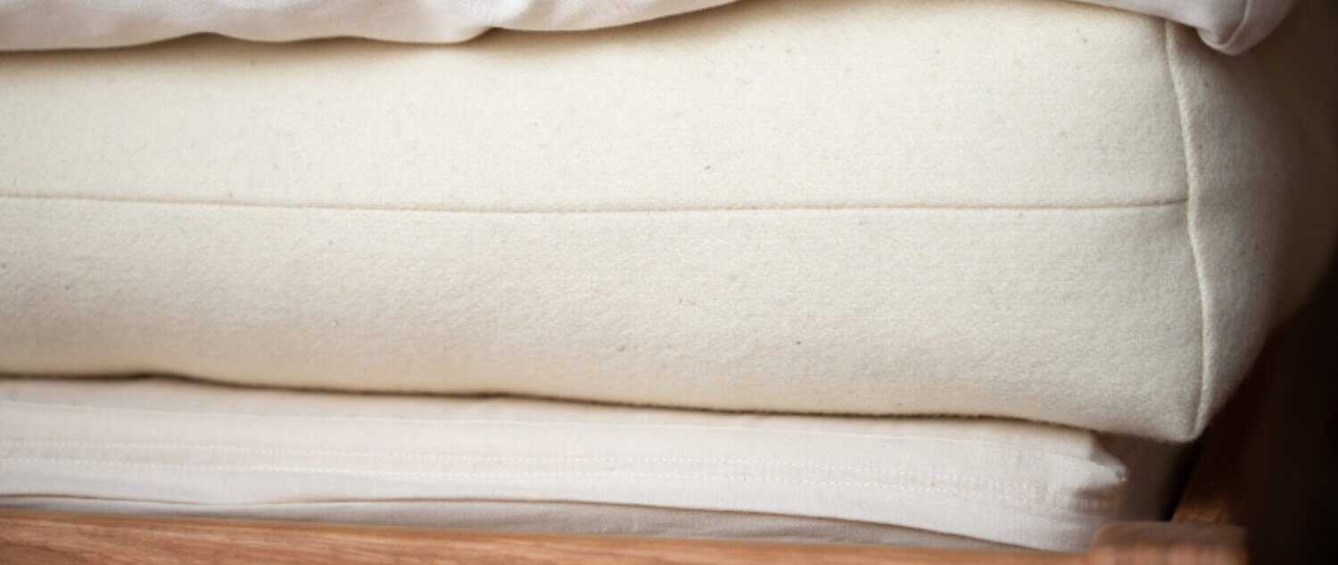 Trying Out Our Goods with a Sample Bedding Kit - Shepherd's Dream